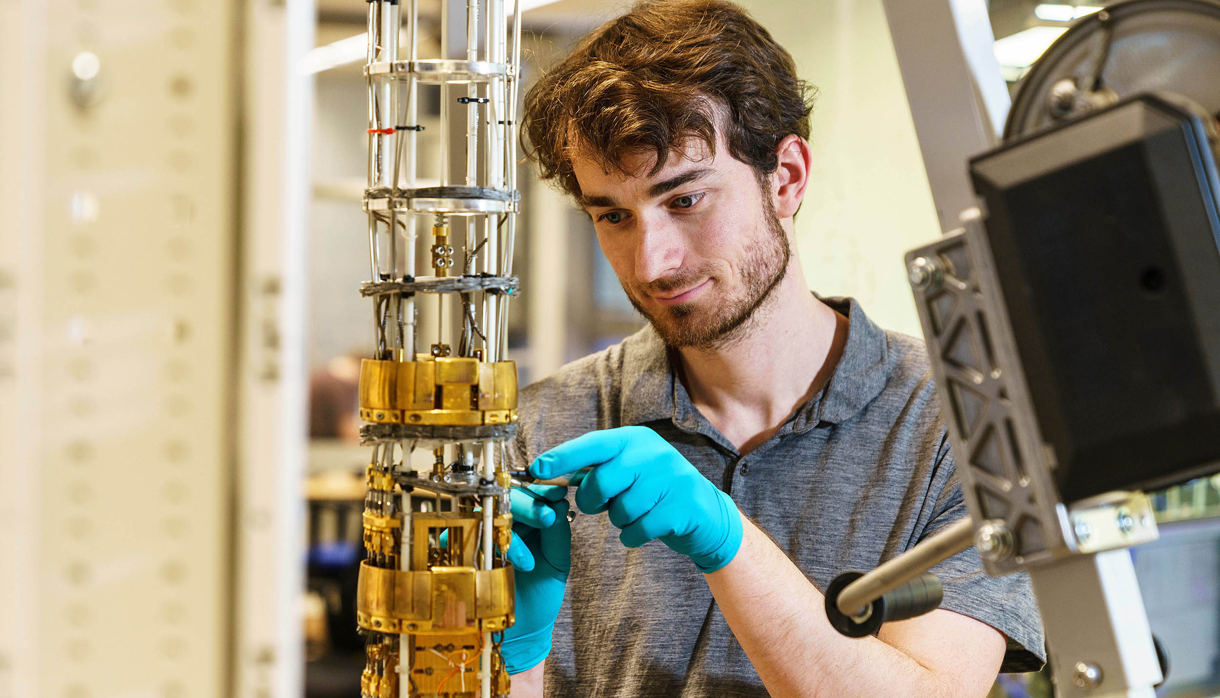 NWO Vidi grant for Christian Andersen for Andreev spin qubits - QuTech